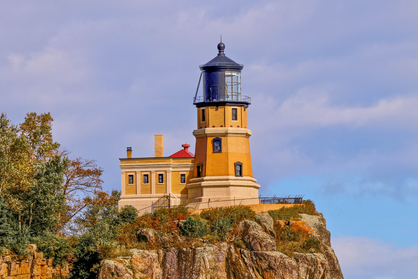 Split Rock Lighthouse (Map, Images and Tips) | Seeker
