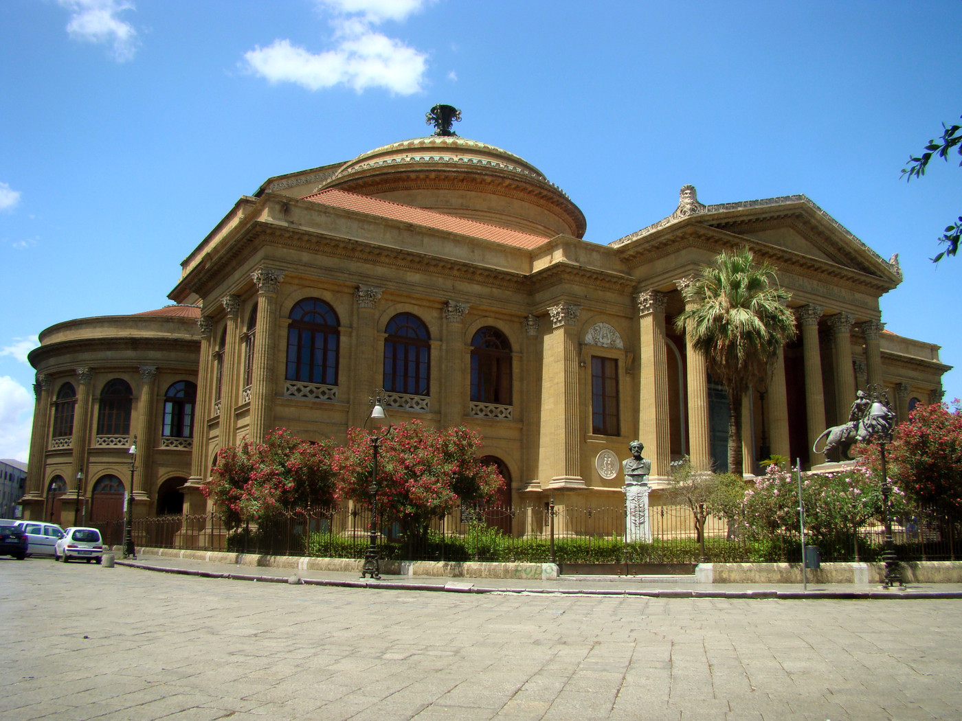 Massimo Theater (Map, Images and Tips) | Seeker