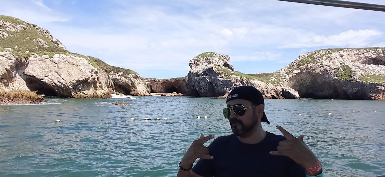 Marietas Islands (Map, Images and Tips) | Seeker