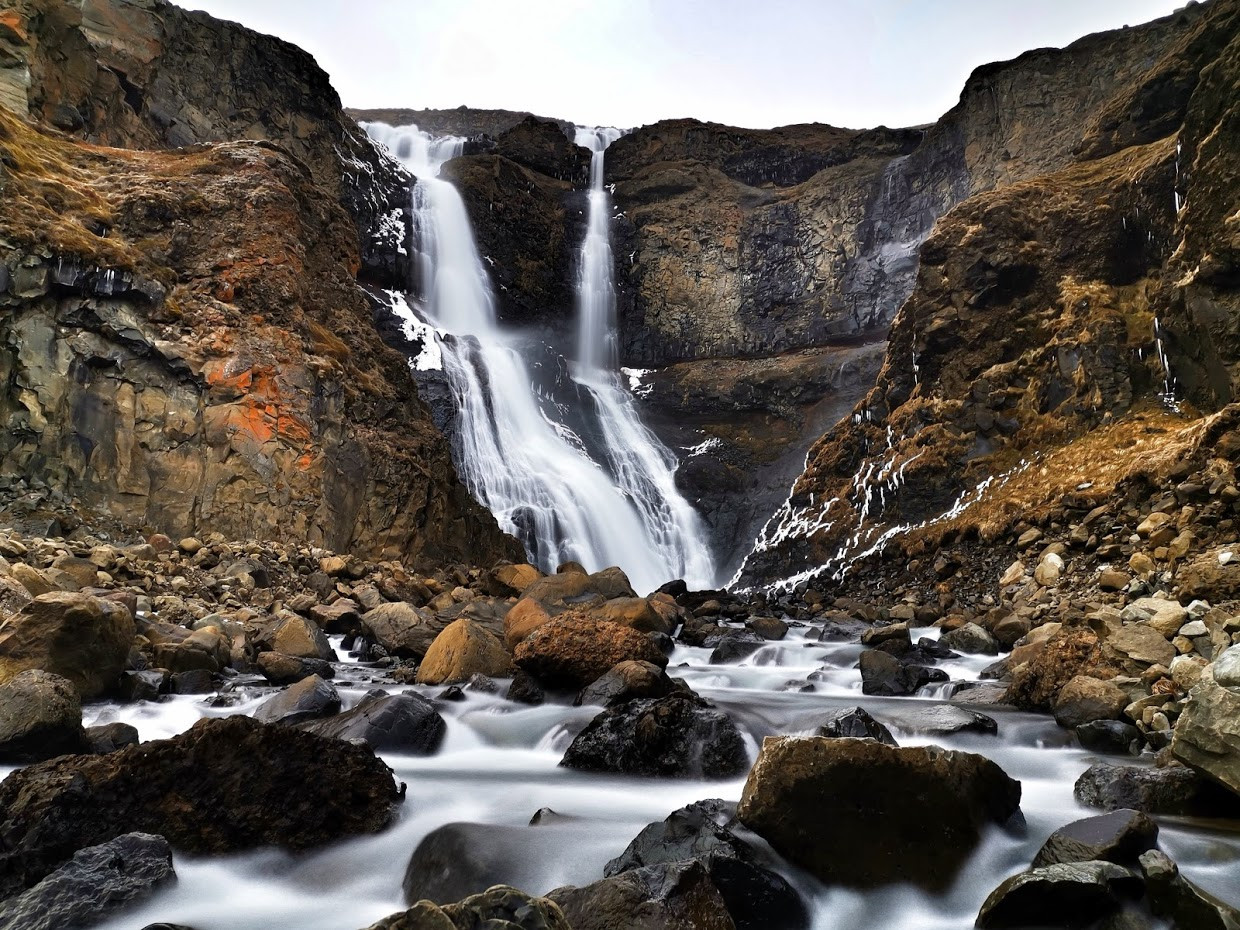 Rjúkandi Waterfall (Map, Images and Tips) | Seeker