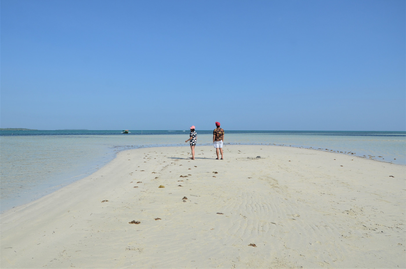 Tondol White Sand Beach (Map, Images and Tips) | Seeker