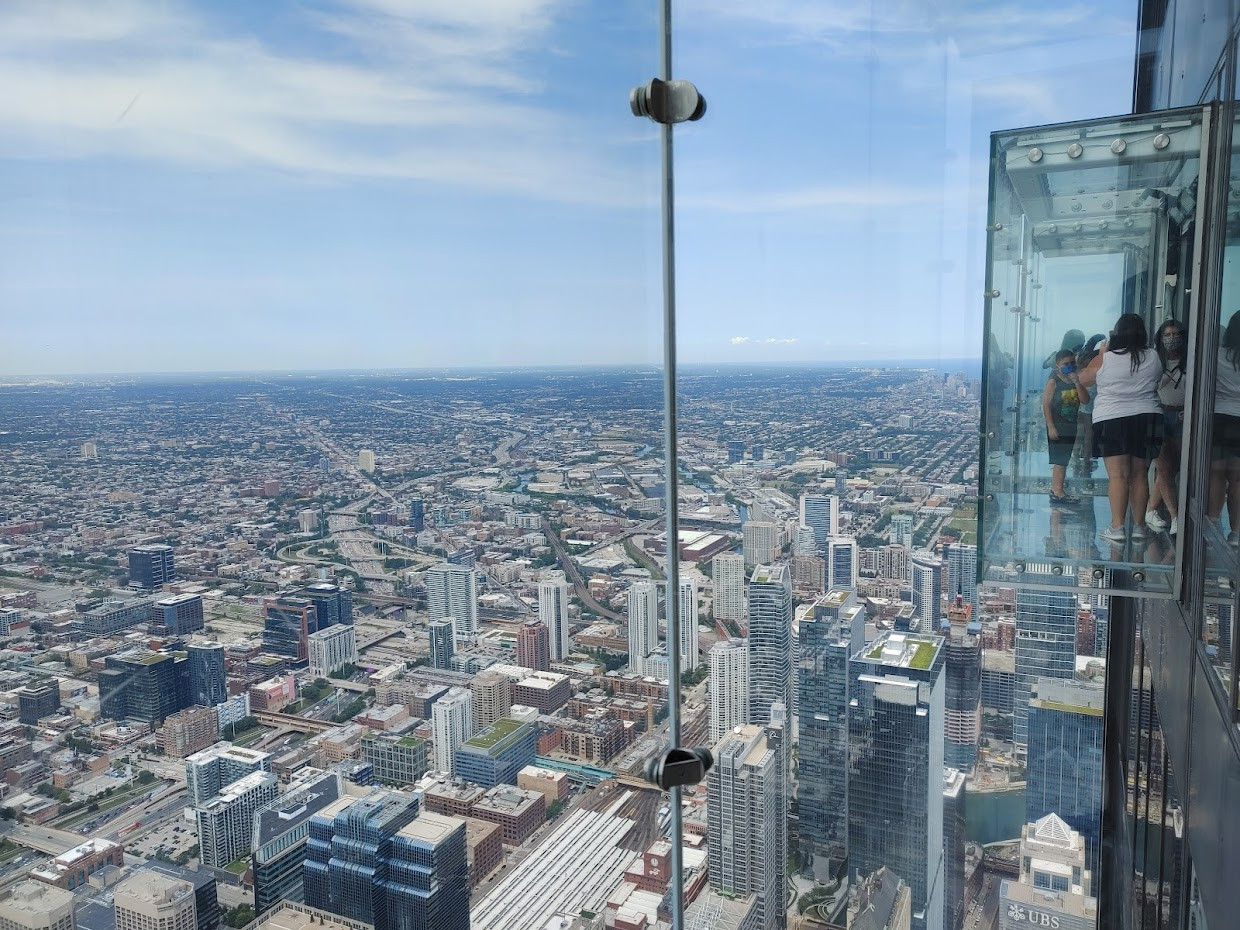 Skydeck Chicago (Map, Images and Tips) | Seeker