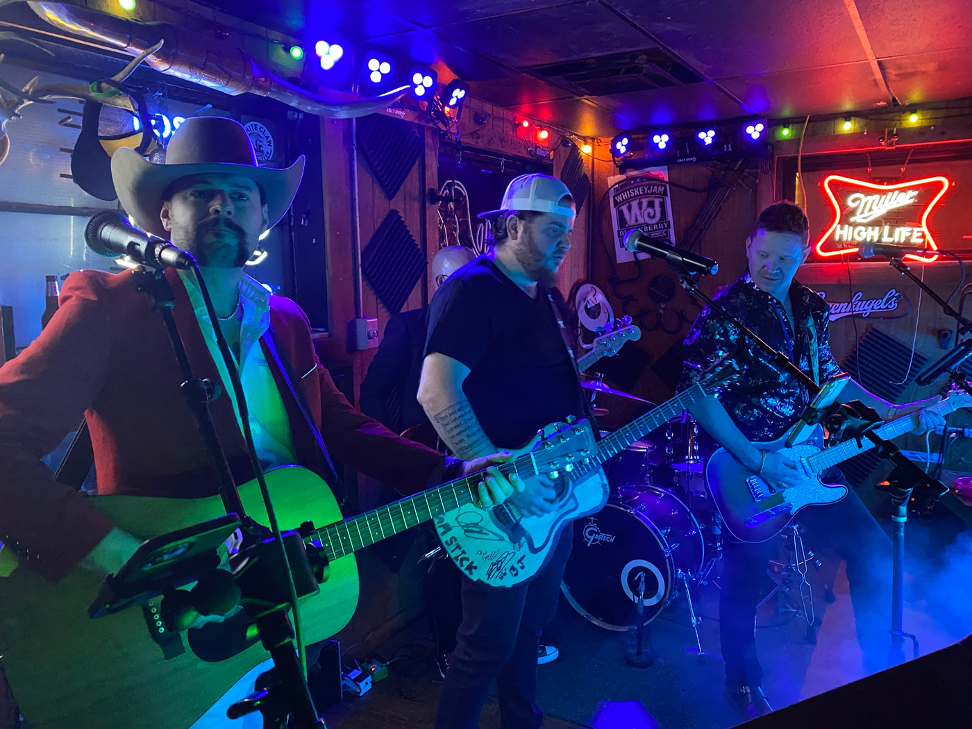 Losers Bar & Grill (Map, Images and Tips) | Seeker